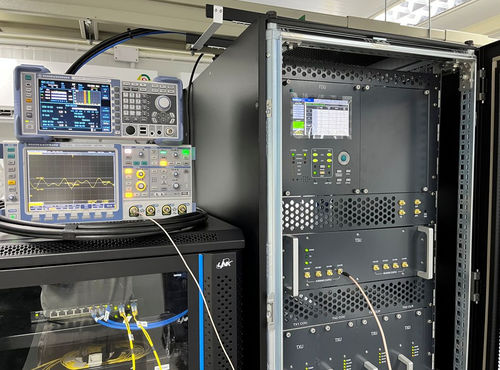 ILS with localizer - HENAME