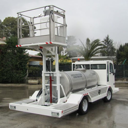 Self-propelled potable water truck - AP DC series - Darmec Technologies ...