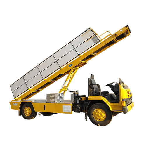 Self-propelled belt loader - Nandan GSE Pvt ltd - for airport