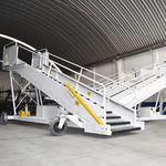 Aircraft stairs - All the aeronautical manufacturers