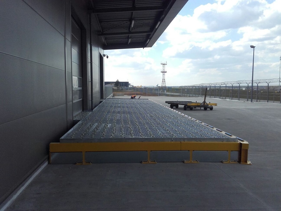 Product in the spotlight: Castor Deck - Industrieweg 2, 5731 HR Mierlo ...