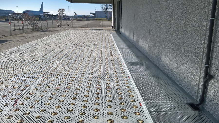 Product in the spotlight: Castor Deck - Industrieweg 2, 5731 HR Mierlo ...