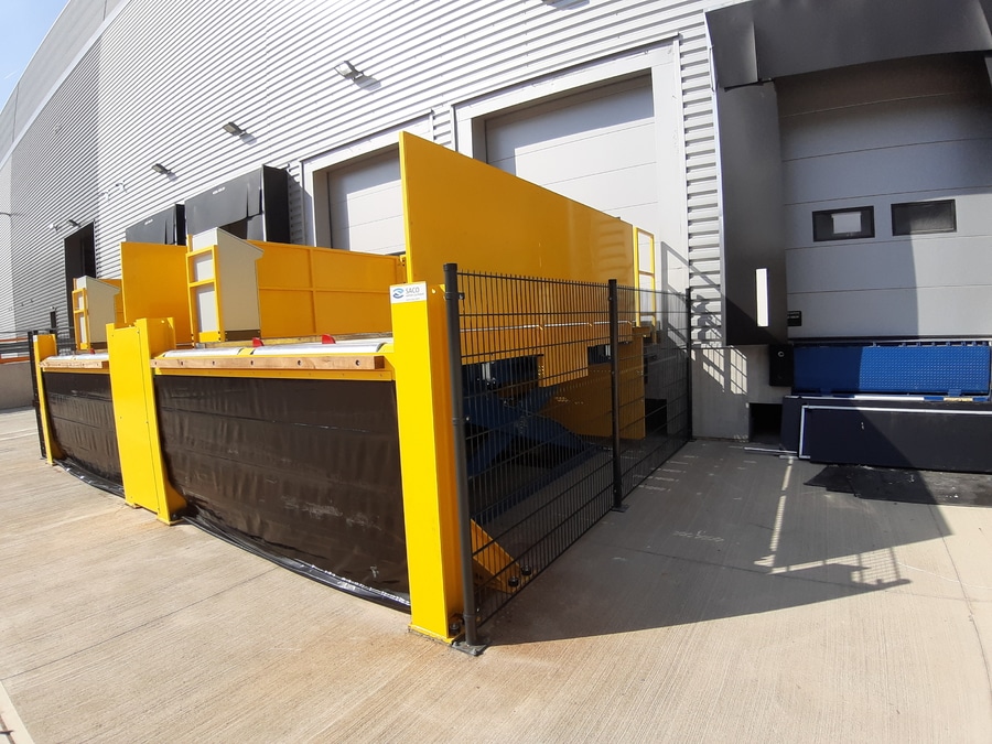 FedEx United Kingdom, London Heathrow Transit Hub - Industrieweg 2 ...