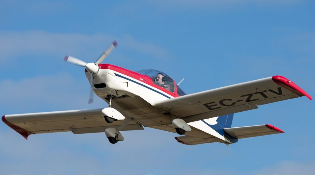 Aeroplano per scuola - Strom Fury - Avionav - monomotore / con motore a ...