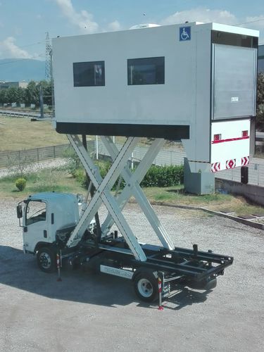 Ambulift semovente - TDA 1645 - TECNOFLY S.r.l - con aria condizionata ...