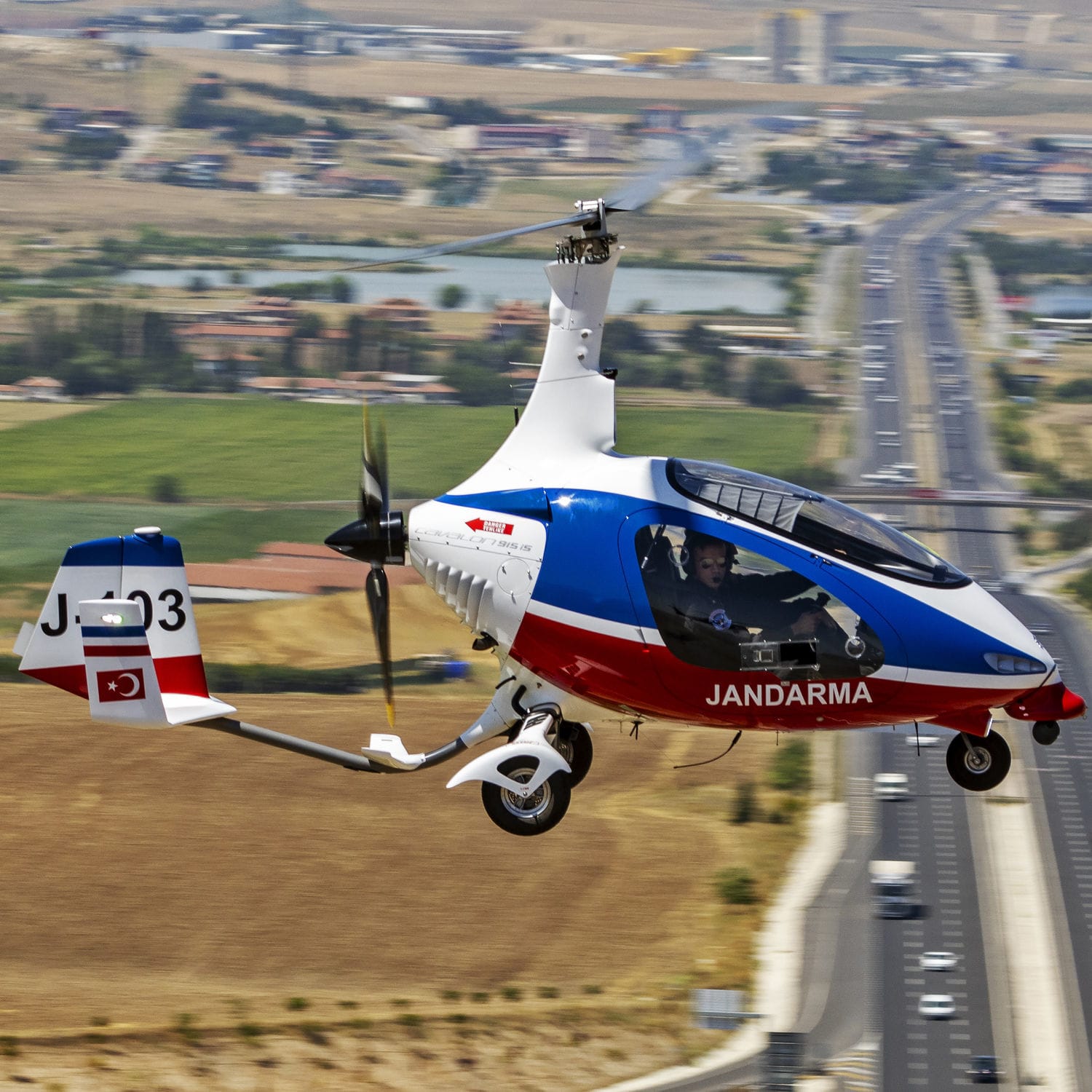Girocóptero de 2 lugares - Cavalon Sentinel - AutoGyro GmbH - com motor ...