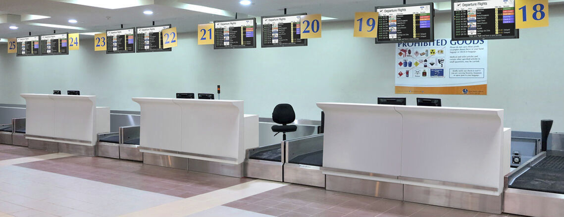 Balcão de check-in - INTOS Airport Solutions - de embarque / de ...