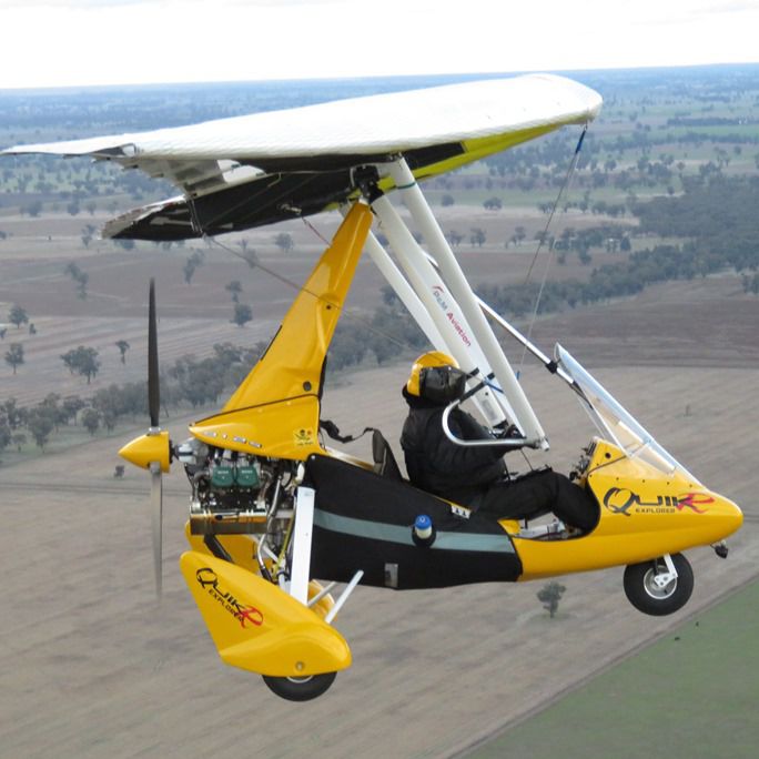 Ultraleve trike de 2 lugares - QuikR - P&M Aviation Ltd - com motor de pistões