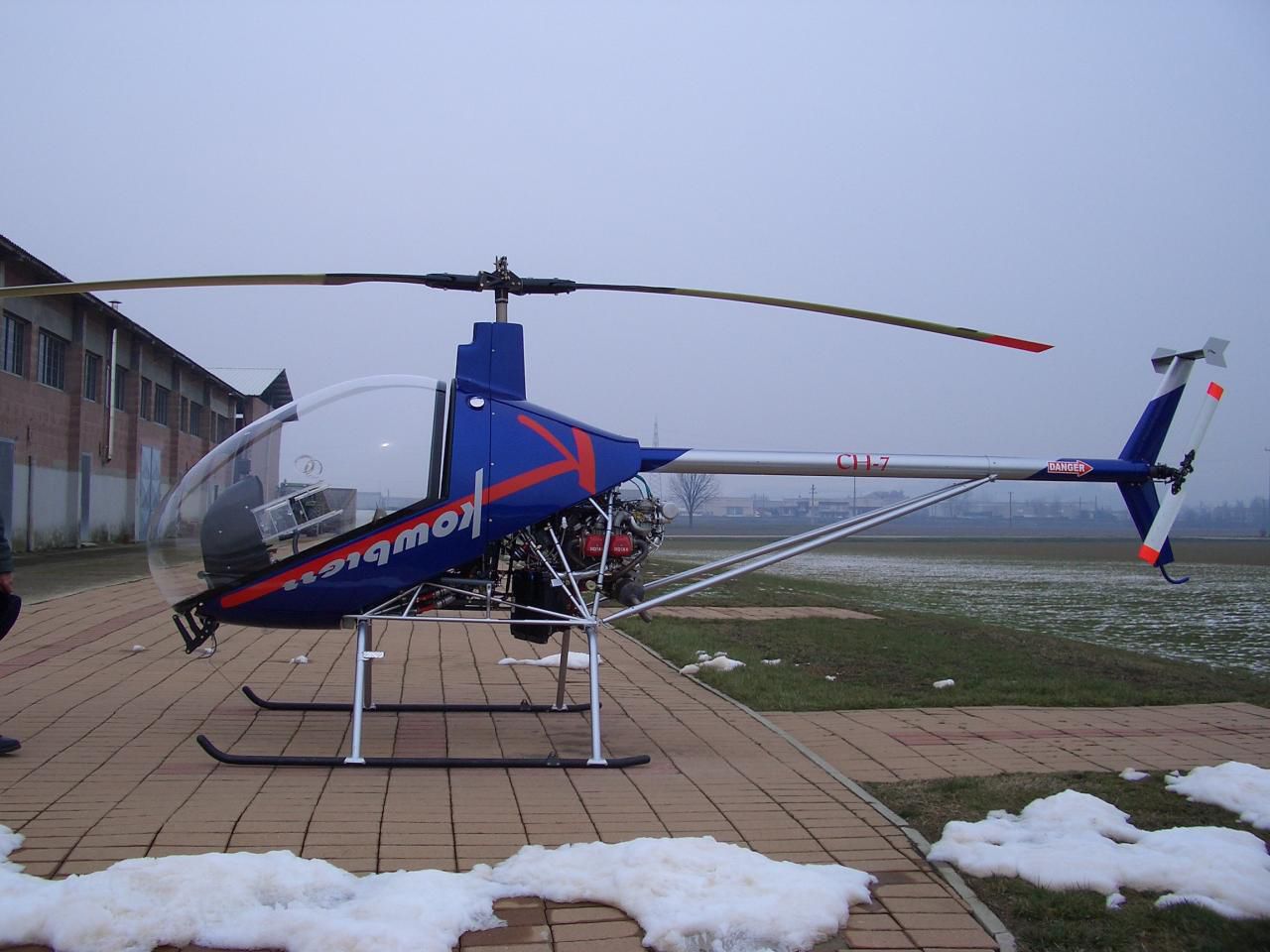 Helicóptero ultraleve monolugar - CH7 KOMPRESS - CH-7 Heli-Sport S.r.l. - utilitário / com motor ...
